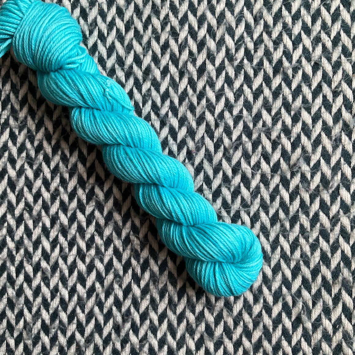 Ready to Ship Semi-Solids and Tonals – Yarn Over New York