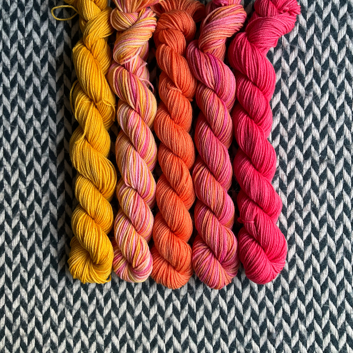 Mini-Skeins and Mini-Skein Sets – Yarn Over New York