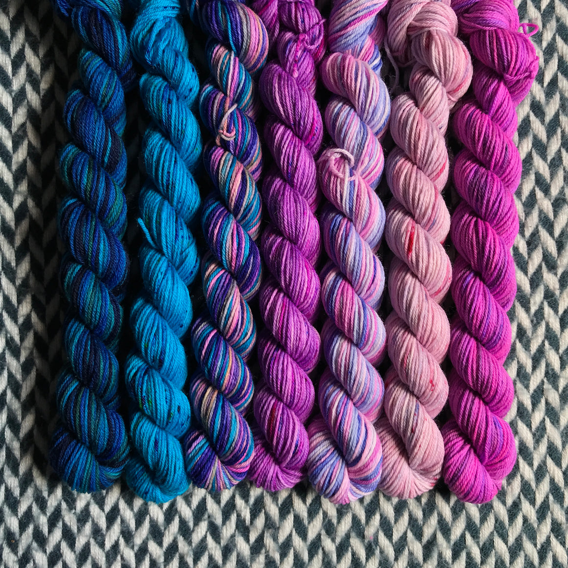 Mini-Skeins and Mini-Skein Sets – Yarn Over New York