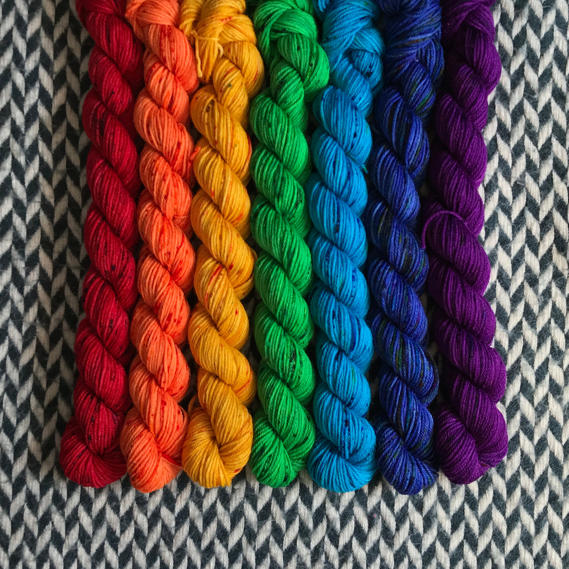 Mini-Skeins and Mini-Skein Sets – Yarn Over New York